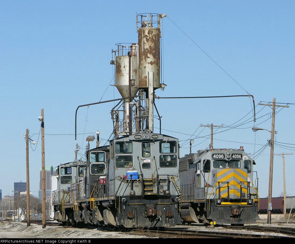 KCS 4330 and GWWR 4096